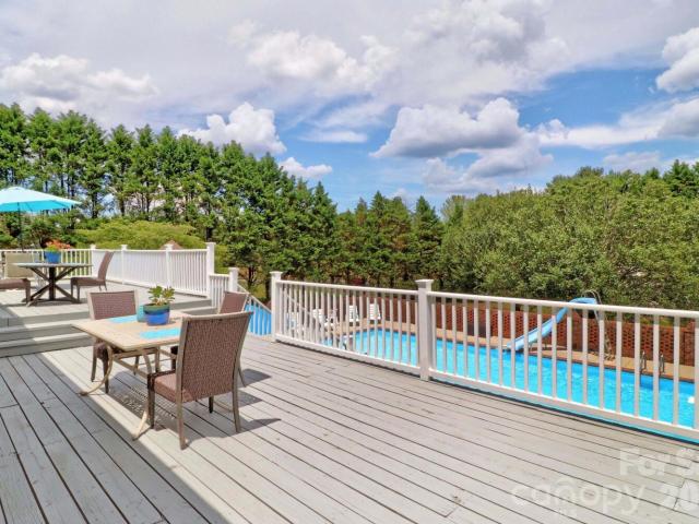4723 Old Mountain Road