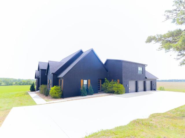 472 County Road 149