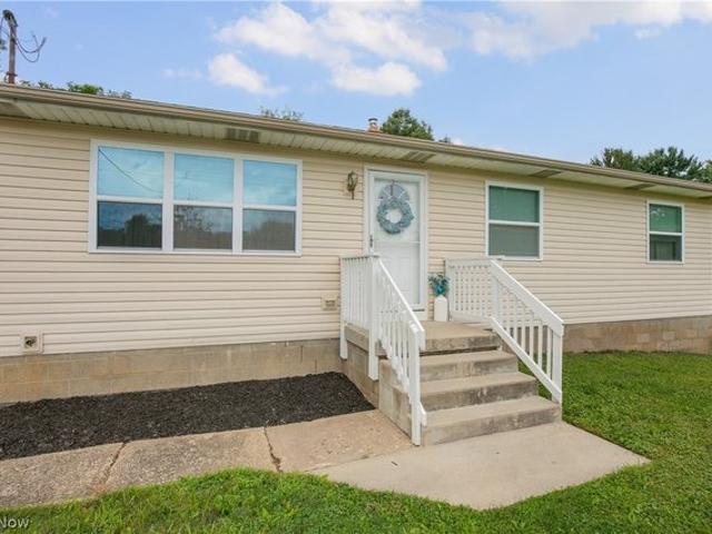 472 Columbine Ave, Akron, OH 44312