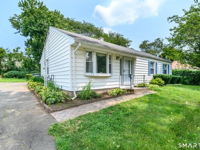 472 Anton St, Bridgeport, CT 06606