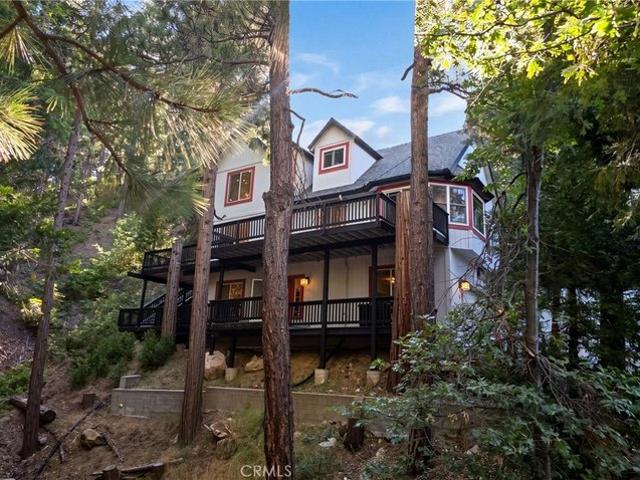 472 Brentwood Dr, Lake Arrowhead, CA 92352