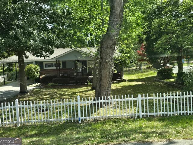 472 Denham Street