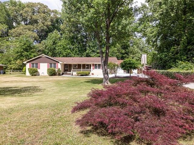472 Edwards Ct NW, Lawrenceville, GA 30044
