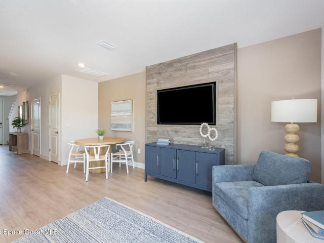 472 Houston Ln, Merritt Island, FL 32953 | MLS #1072 | Compass