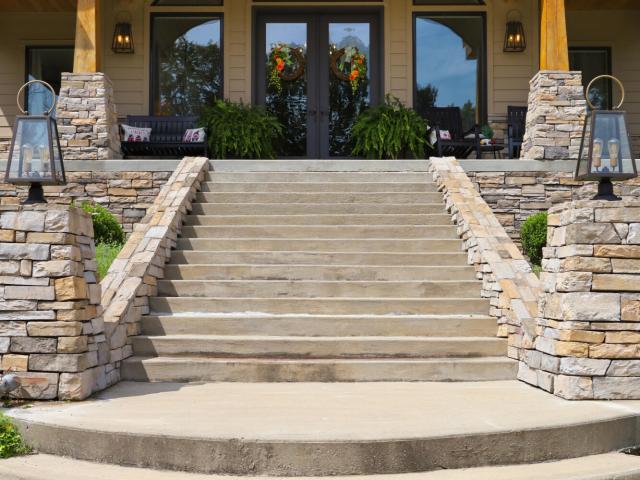 472 Hunter Drive