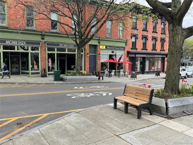 472 Main Street