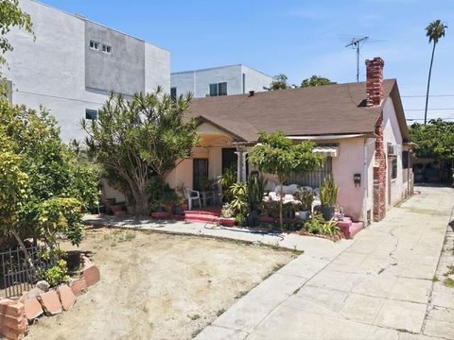 472 N Oxford Ave, Los Angeles, CA 90004