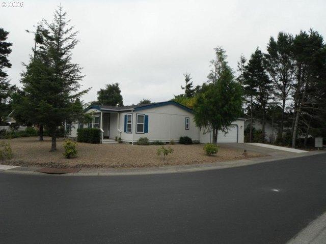 472 Sherwood Loop, Florence, OR 97439