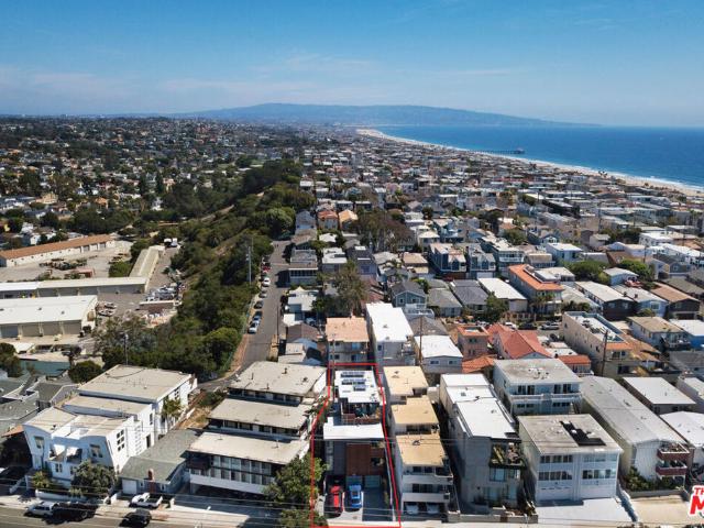 472 Rosecrans Avenue