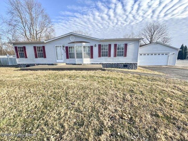 472 Yorkshire Blvd, Shepherdsville, KY 40165