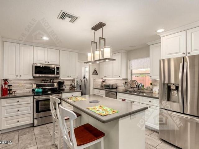 4734 E Florian Cir, Mesa, AZ 85206