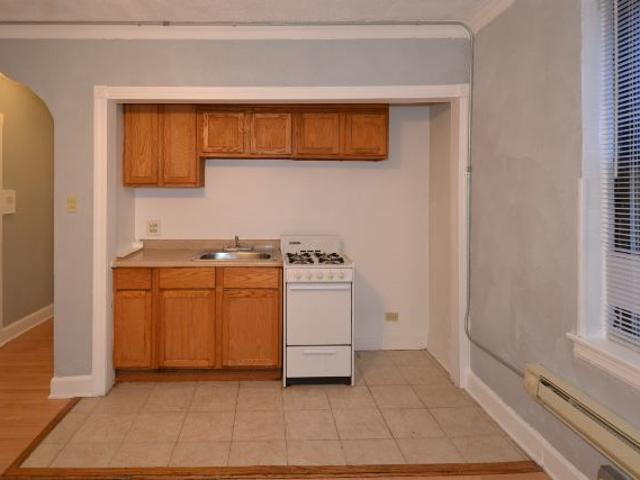 4735 N Beacon St, Unit 307, Chicago, IL 60640 | Compass