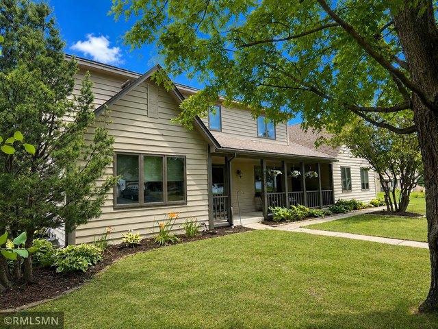 4735 Burr Oak St, Eagan, MN 55122