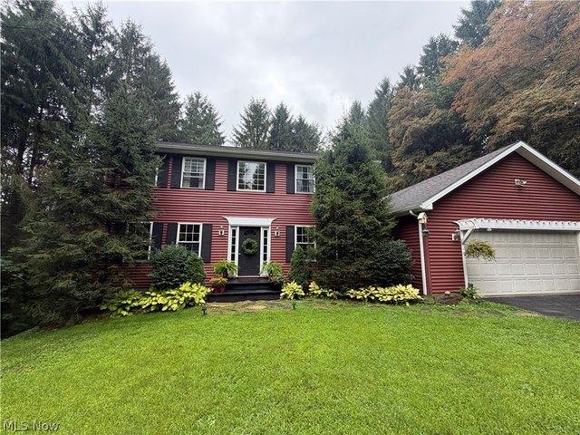 4735 Bentwood Rd, New Waterford, OH 44445