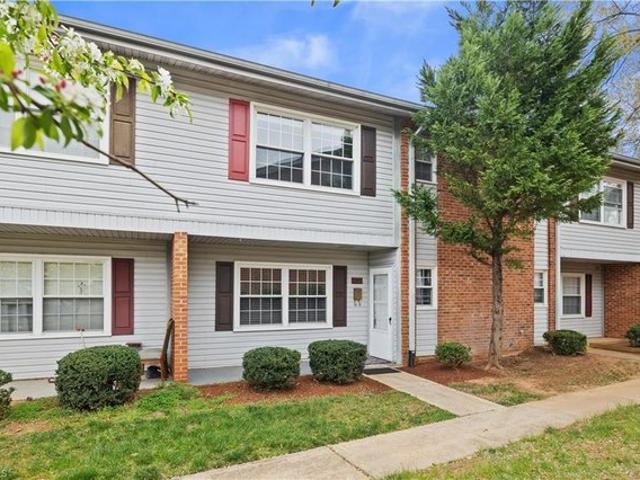 4735 Champion Ct, Greensboro, NC 27410