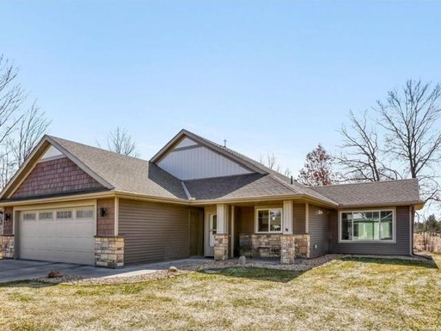 4735 st Trl, North Branch, MN 55056