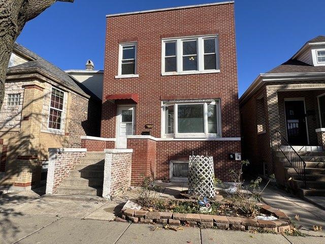 4735 S Rockwell St, Chicago, IL 60632