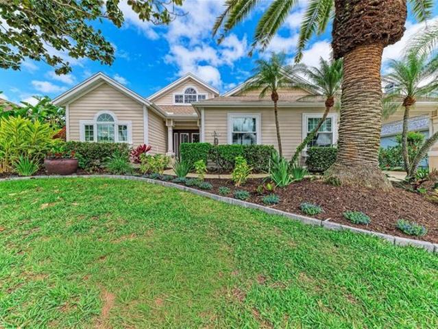 4735 Spinnaker Dr, Bradenton, FL 34208