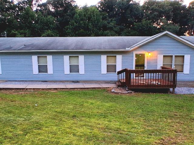 4736 Mickle Ln