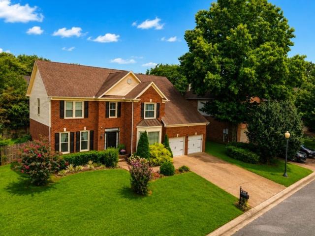 4736 Potomac Ln