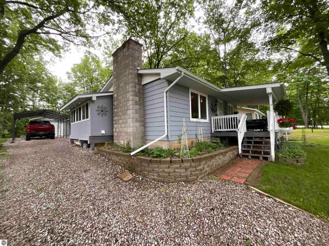 4737 Mary E Drive