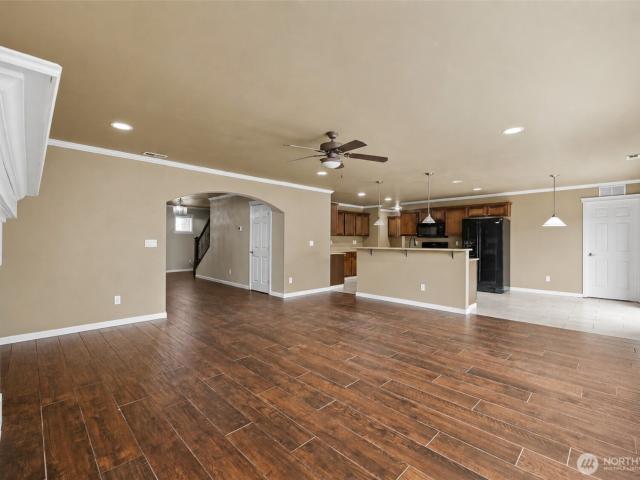 4737 Mount Baker Loop