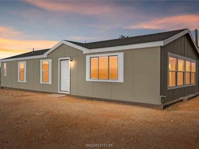 4737 N Mormon Flat Rd, Golden Valley, AZ 86413