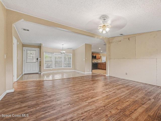 4737 Cambridge Dr, Mims, FL 32754 | MLS #1072