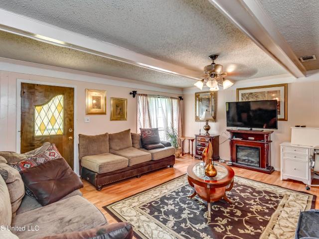 4737 Sherbrook Drive