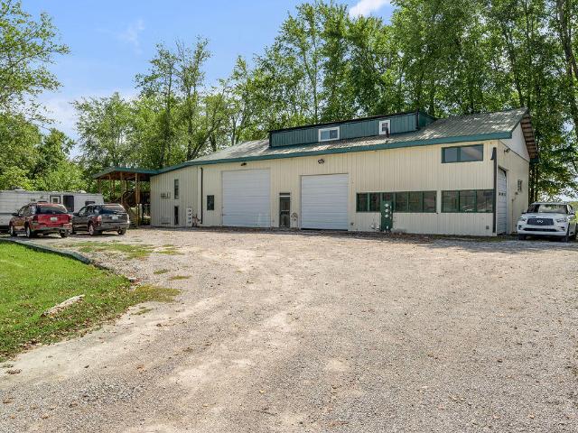 4738 Camargo Levee Road