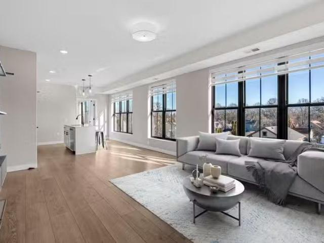 4738 Grand Avenue South, Unit 200, Minneapolis, MN 55419 MLS.