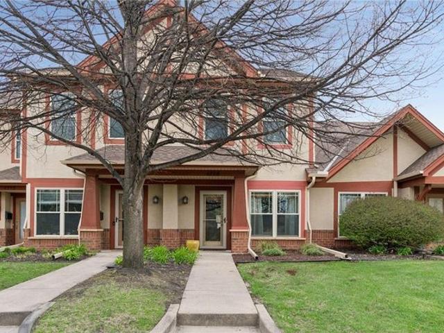 4738 Humboldt Ave N, Minneapolis, MN 55430