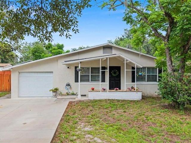 4738 9th St, Zephyrhills, FL 33542