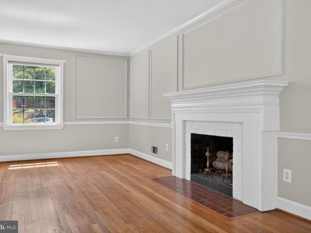 4739 N Dittmar Rd, Arlington, VA 22207 | MLS #VAAR2072 | Compass