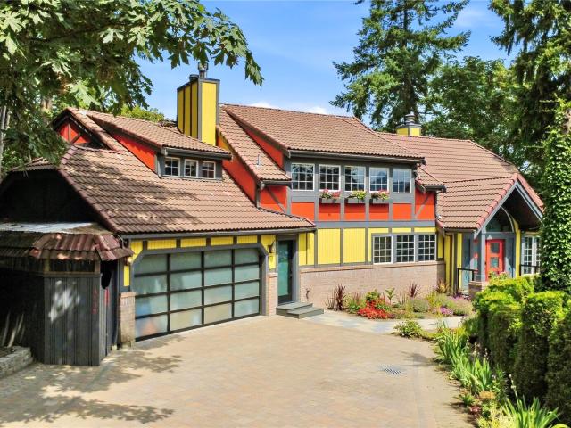 4739 Fernridge Lane