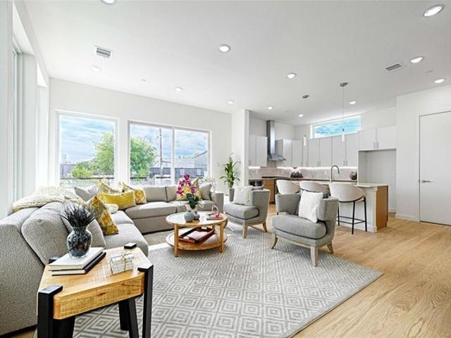 4739 Gretna St Unit 101, Dallas, TX 75207