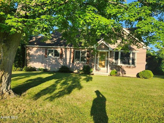 4730 Cortland Rd, New Paris, PA 15554