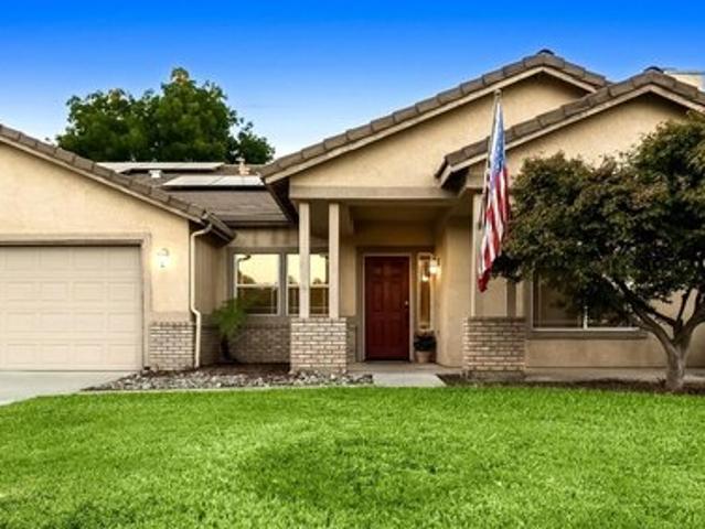 4730 W James Ct, Visalia, CA 93277
