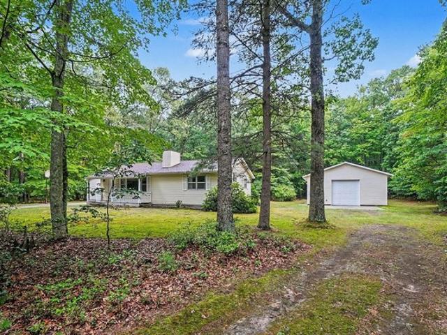 4730 W McMillan Rd, Muskegon, MI 49445