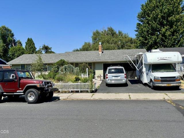 4731 Memorie Ln, Klamath Falls, OR 97603