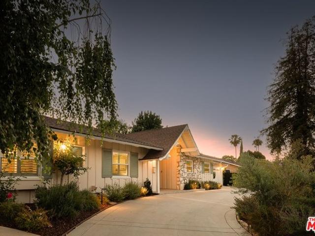 4731 Deseret Dr, Woodland Hills, CA 91364