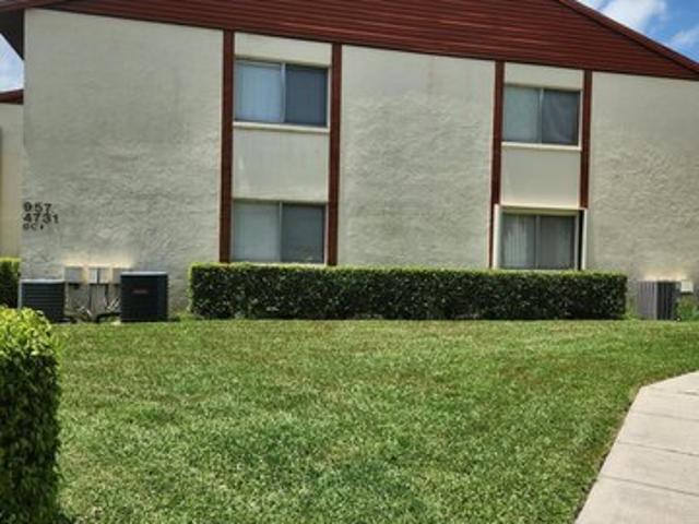 4731 Sable Pine Cir Apt B1, West Palm Beach, FL 33417