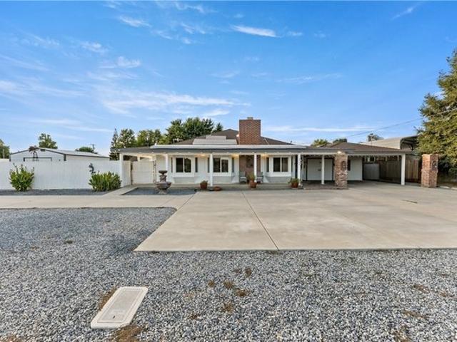 4733 E Richert Ave, Fresno, CA 93726