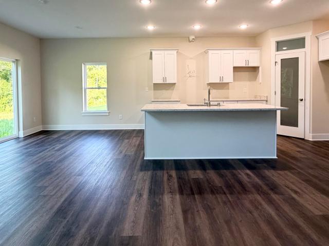 4733 Piper Ln