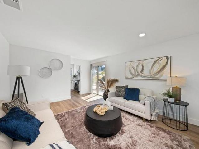 4733 Rising Glen Dr, Oceanside, CA 92056