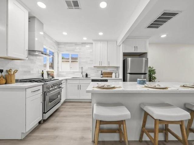 4733 Soria Dr, San Diego, CA 92115
