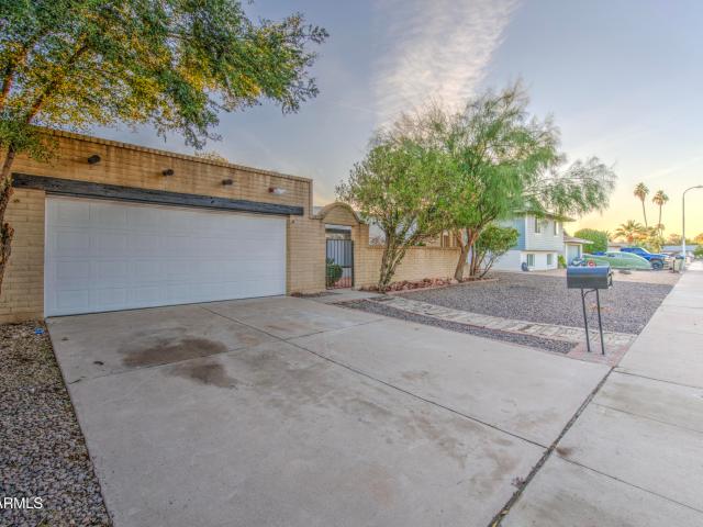 4733 W Hayward Ave, Glendale, AZ 85301 | MLS #7018 | Compass
