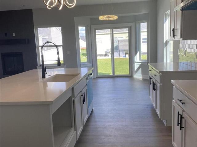 473 Corinth Circle