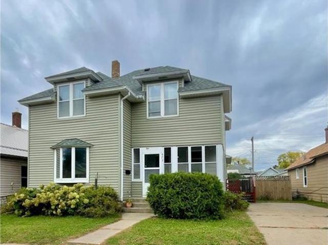 473 Chatfield St, Winona, MN 55987