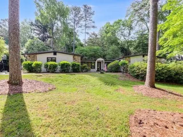 473 Chestnut Dr, Marietta, GA 30064 MLS 7384651